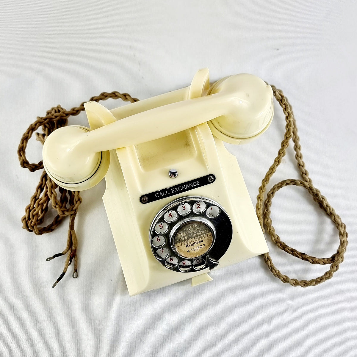 Vintage Bakelite Ivory Coloured GPO 312 L Telephone with Drawer Compar